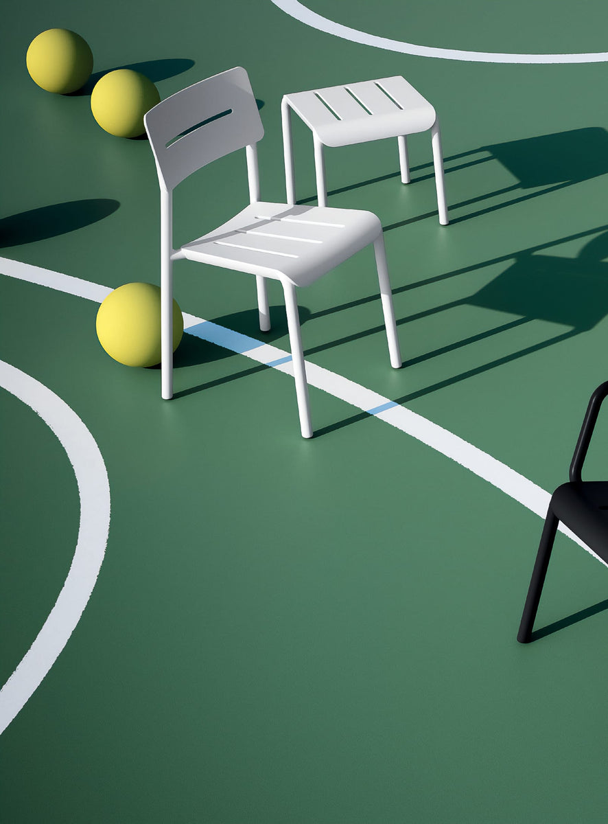 OUTO Chair White: Indoor & Outdoor Use – TOOU Design