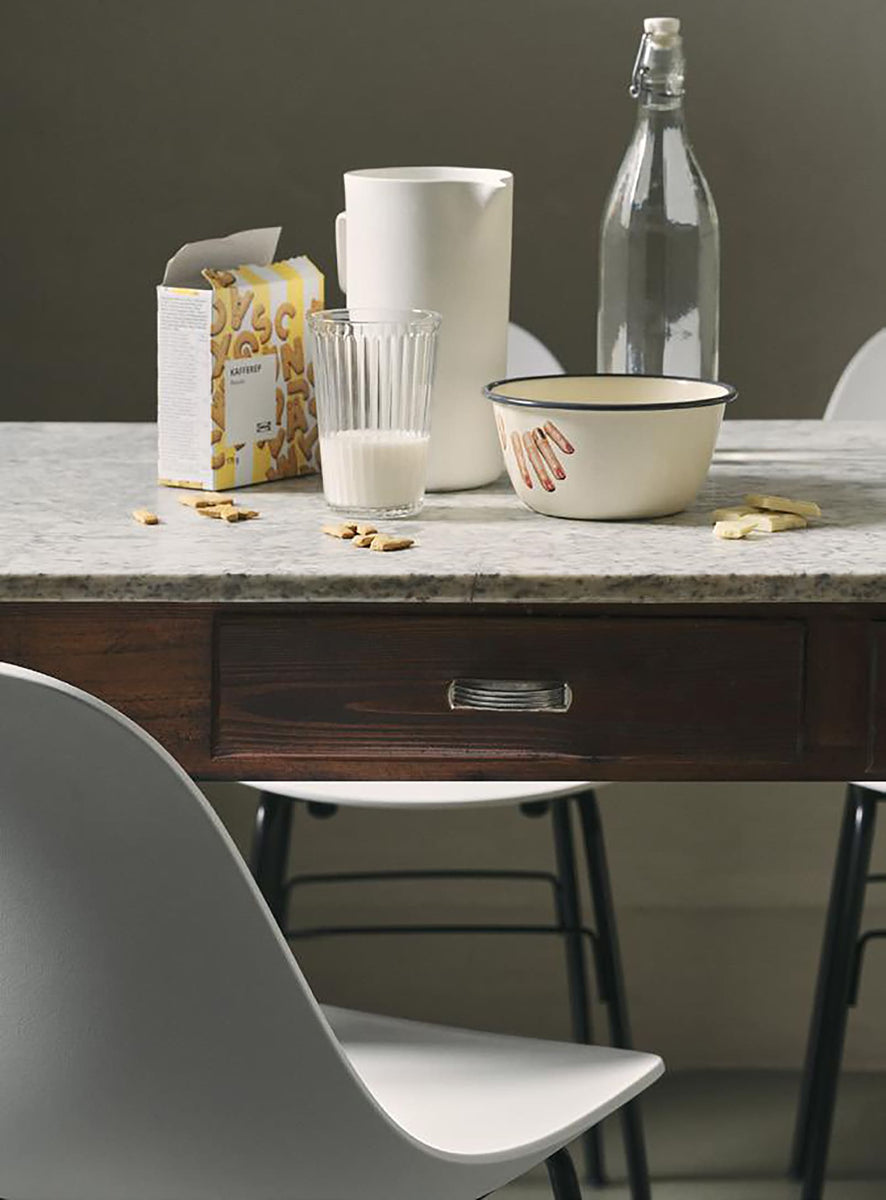 TA Chair, Black Base: Ergonomic Seating – TOOU Design